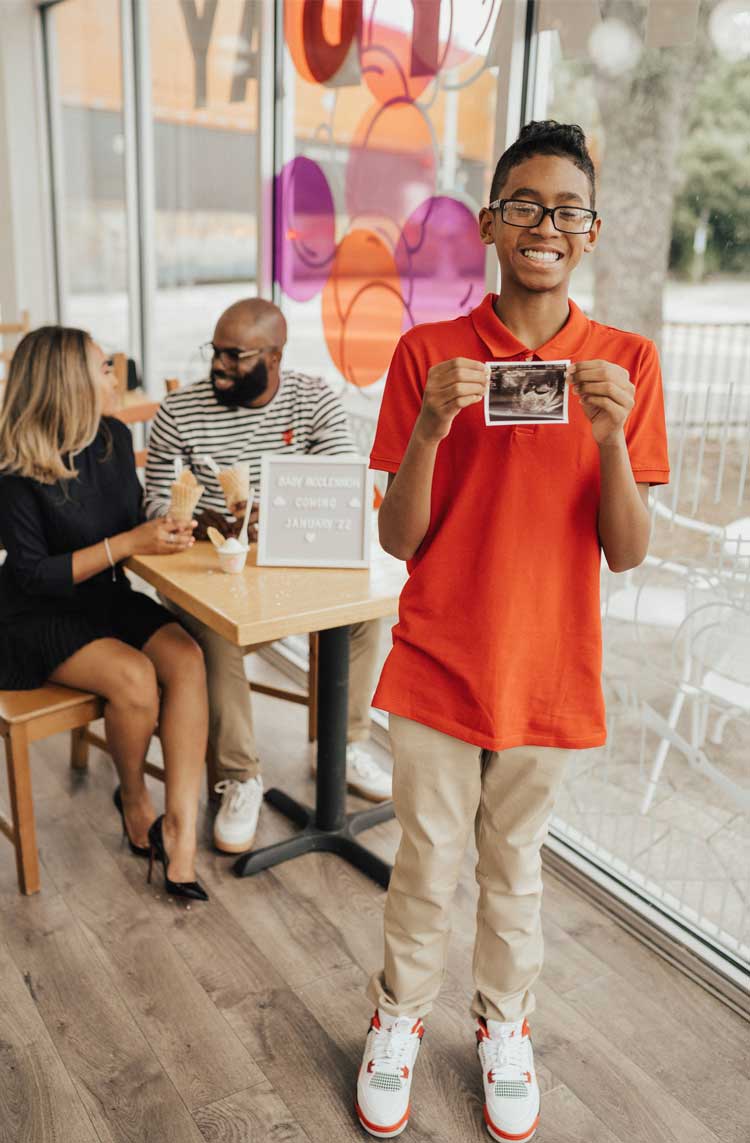 5 Fun Ways to Do Baby Announcements | Pompy Portraits